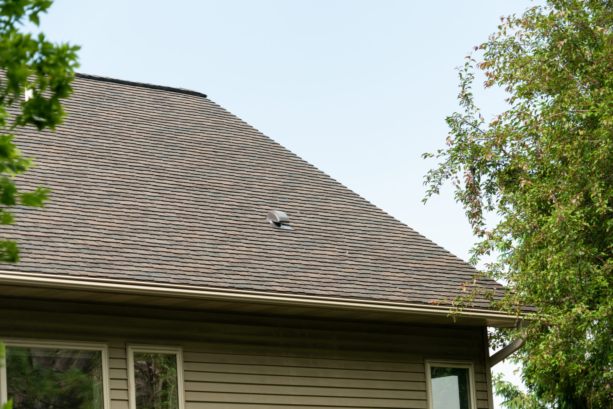 Top 10 Residential Roofing Trends in 2024: The Beauty of GAF Asphalt ...
